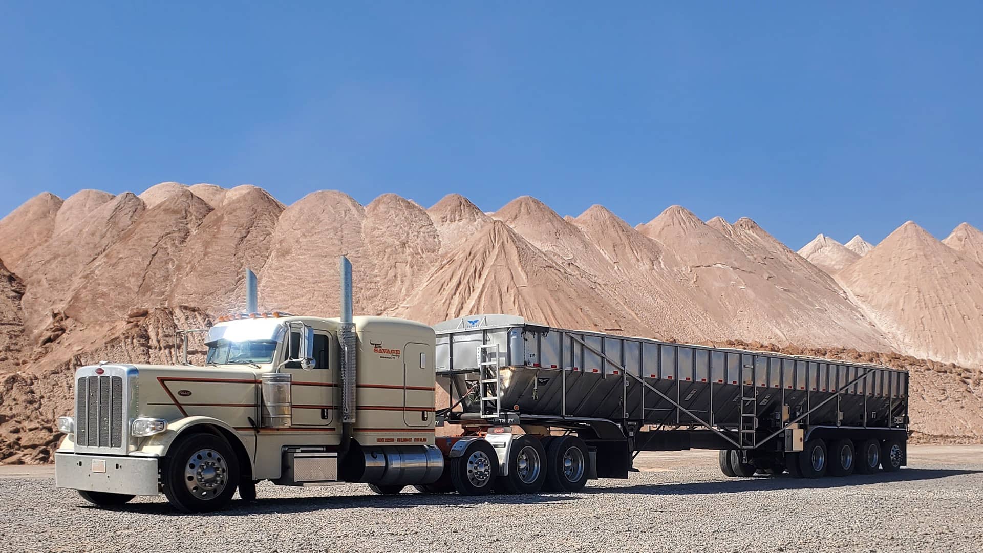 Belt Trailer Hauling in Utah